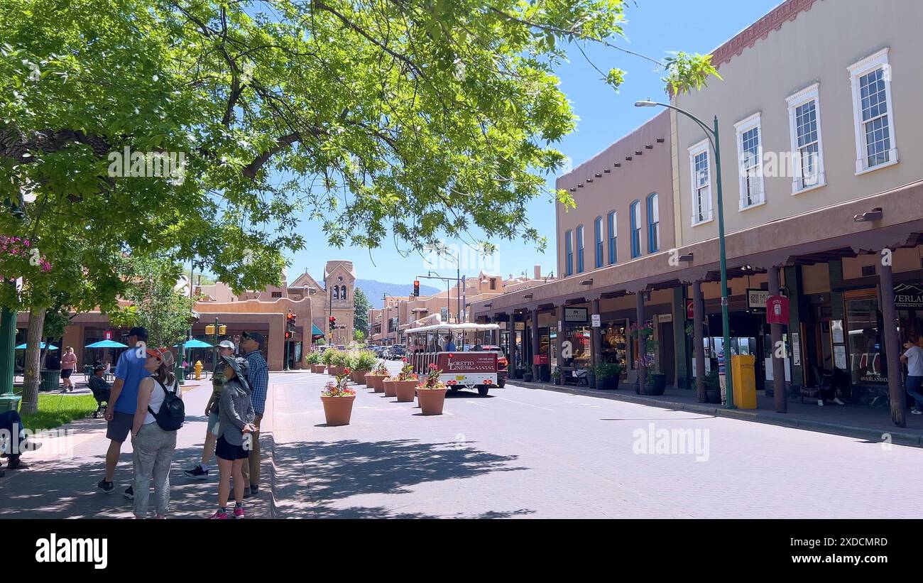 Exploring the Historical Downtown of Santa Fe, New Mexico with Iconic ...