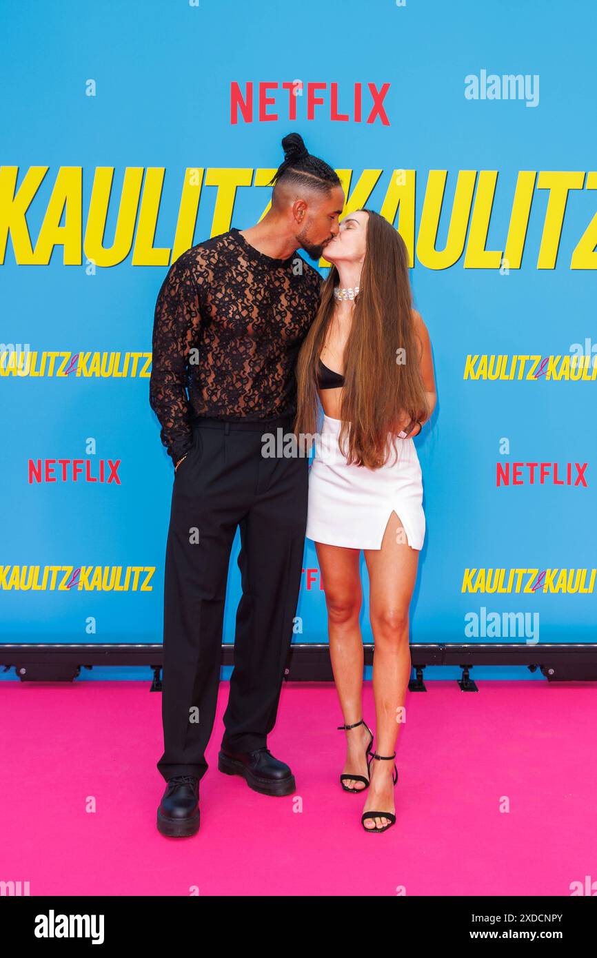 Netflix Premiere - Kaulitz & Kaulitz Dee David Jackson und Lisa ...