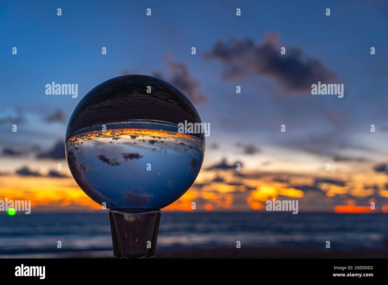 Time lapse beautiful cloud changing hi-res stock photography and images ...