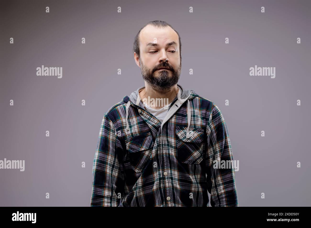 Facial expressions skeptical hi-res stock photography and images - Alamy