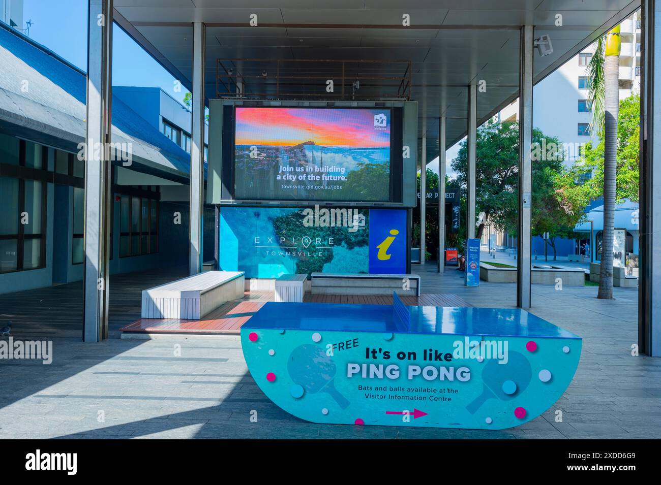 Screen display outside the Tourist Information centre in Townsville ...