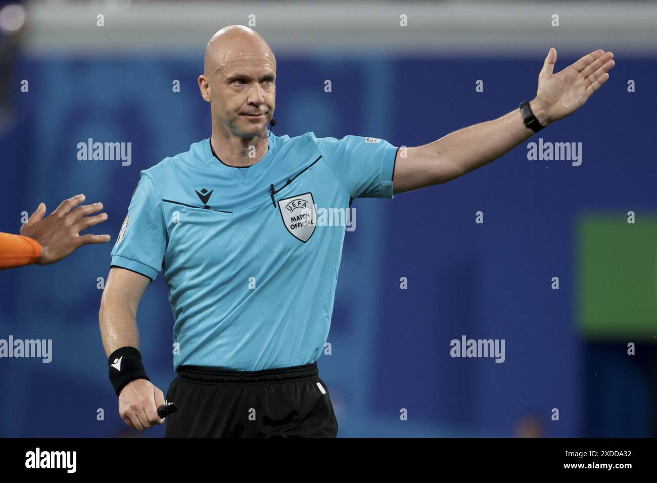 Referee Anthony Taylor of England during the UEFA Euro 2024, Group D ...