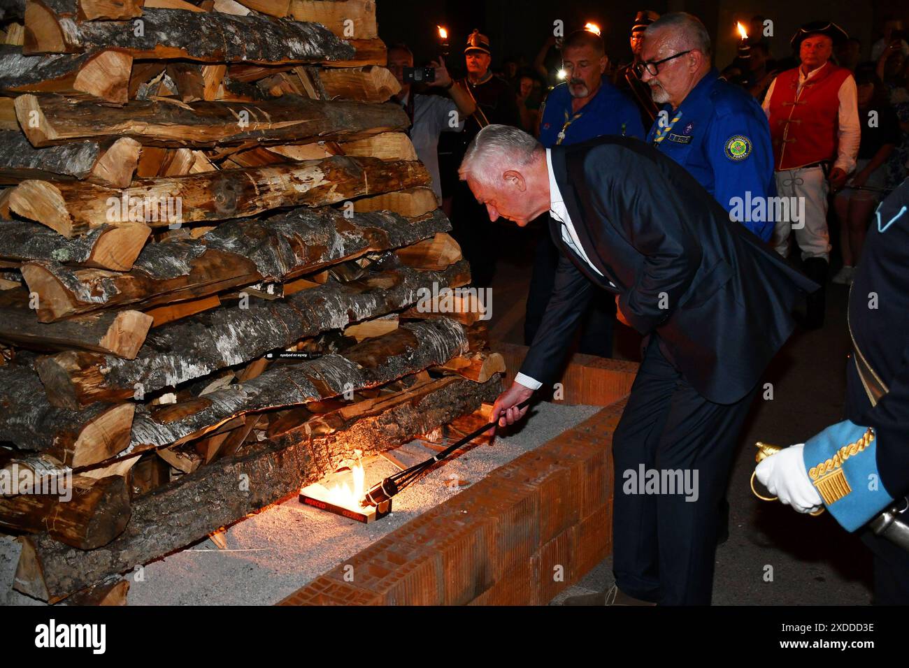The "Midsummer Bonfire" was lit on Holy Trinity Square, a symbolic act ...