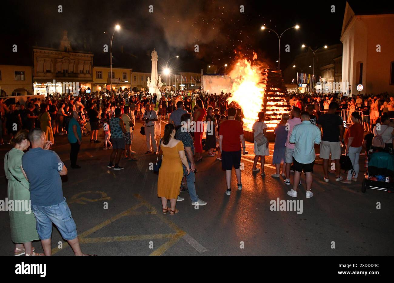 The "Midsummer Bonfire" was lit on Holy Trinity Square, a symbolic act ...