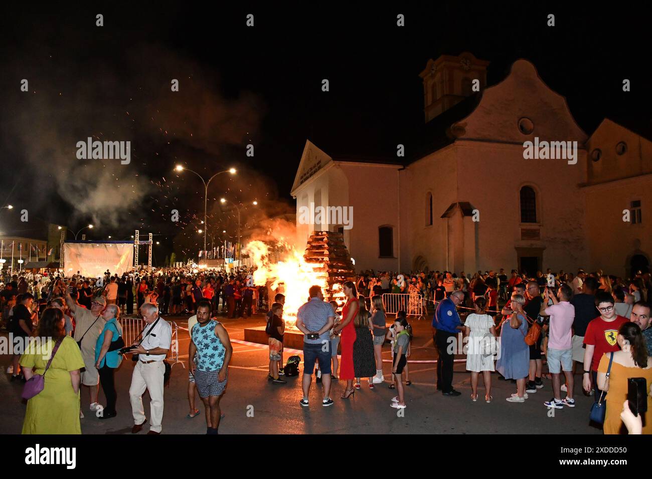 The "Midsummer Bonfire" was lit on Holy Trinity Square, a symbolic act ...