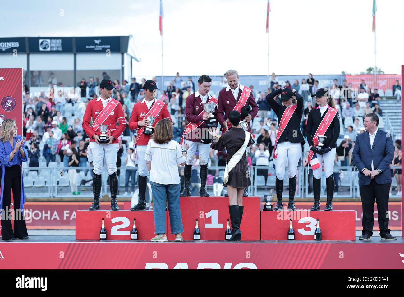 Winners during the prize giving ceremony of the Second GCL Competition ...