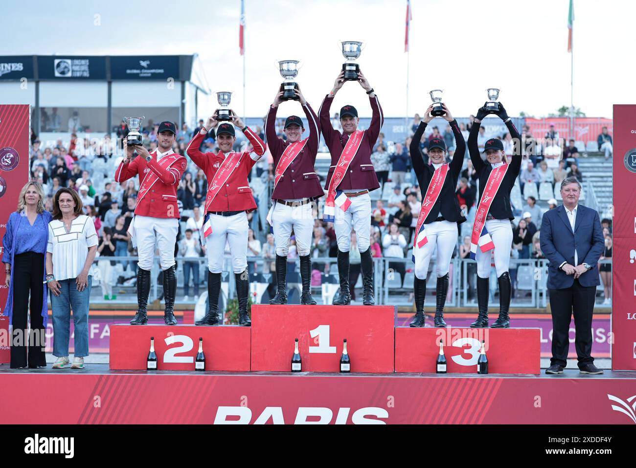 Winners during the prize giving ceremony of the Second GCL Competition ...