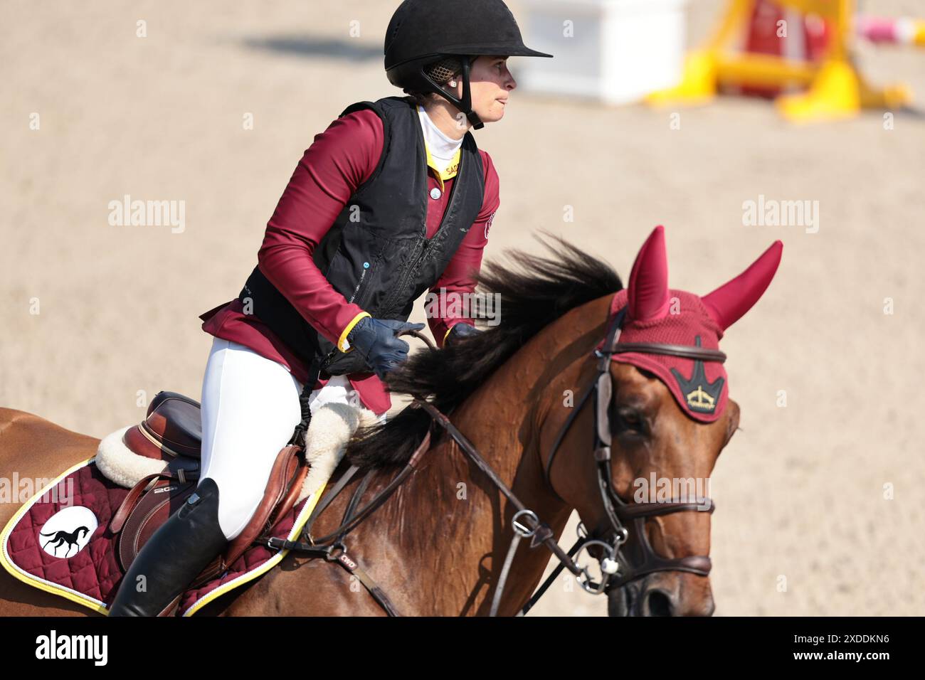 Jeanne Sadran of France with Kosmo van Hof ter Boone during the Prix ...
