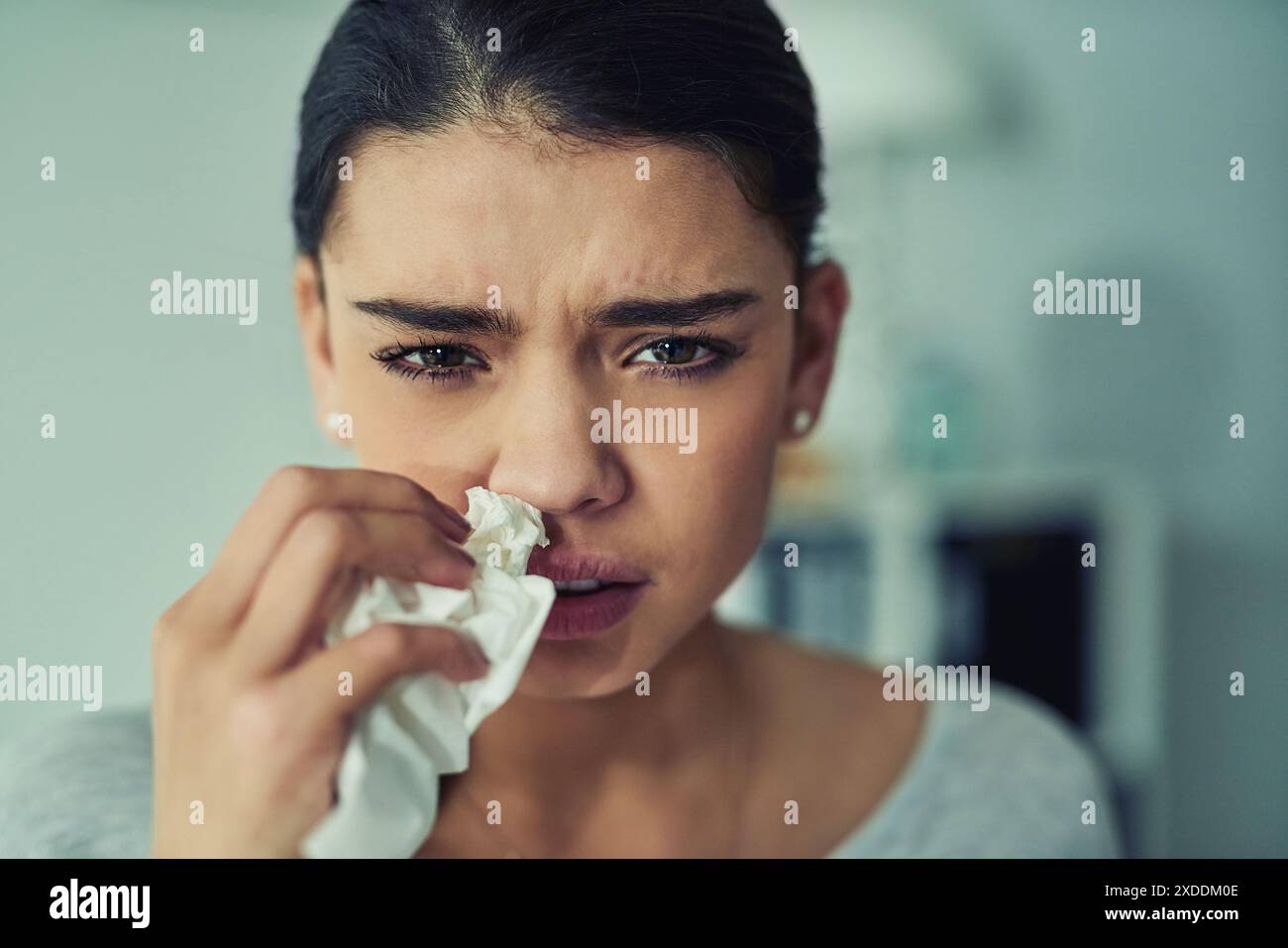 Girl sneeze napkin paper hi-res stock photography and images - Alamy