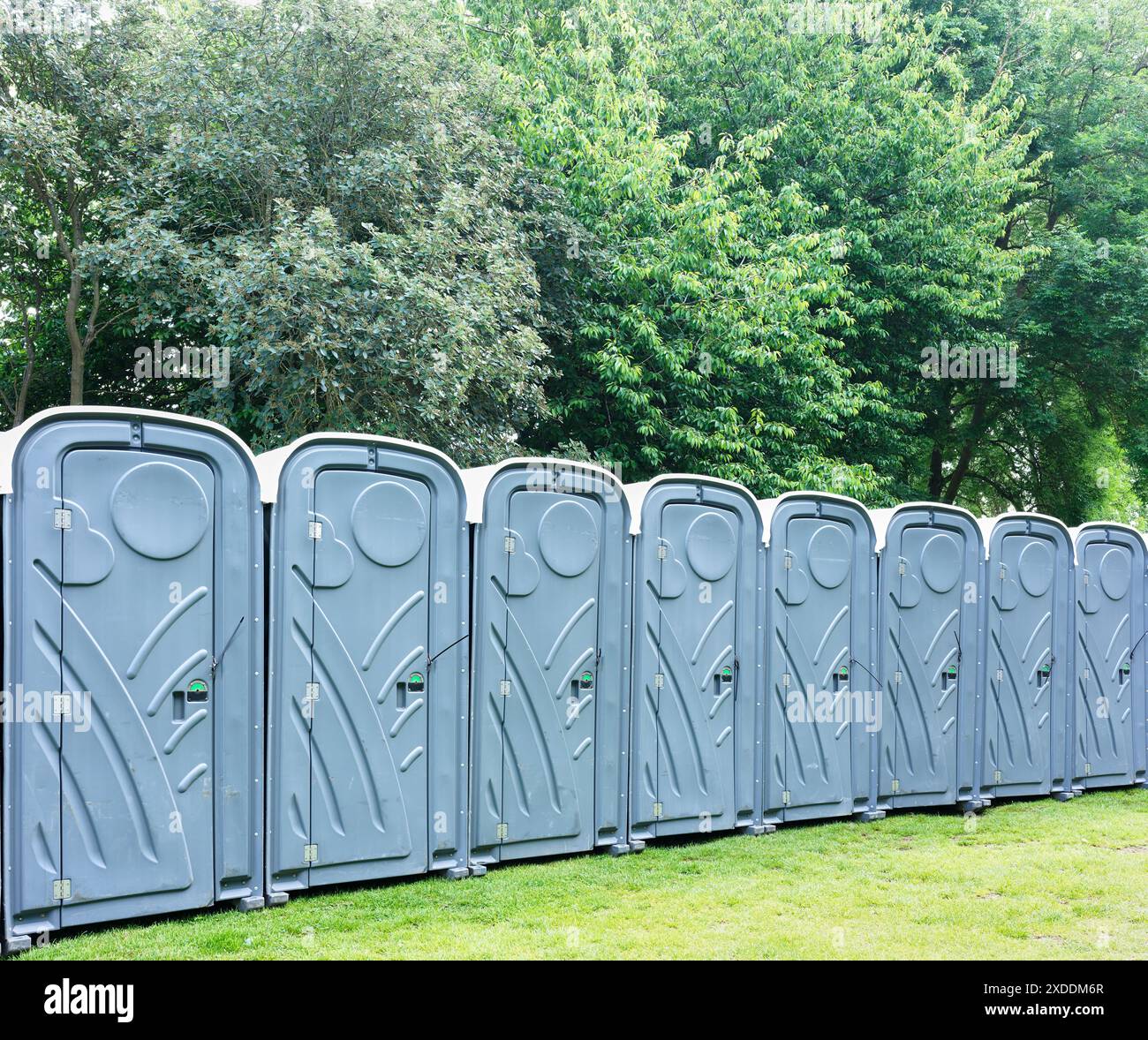 Temporary toilets for the Dambusters triathlon (23 june 2024) at ...