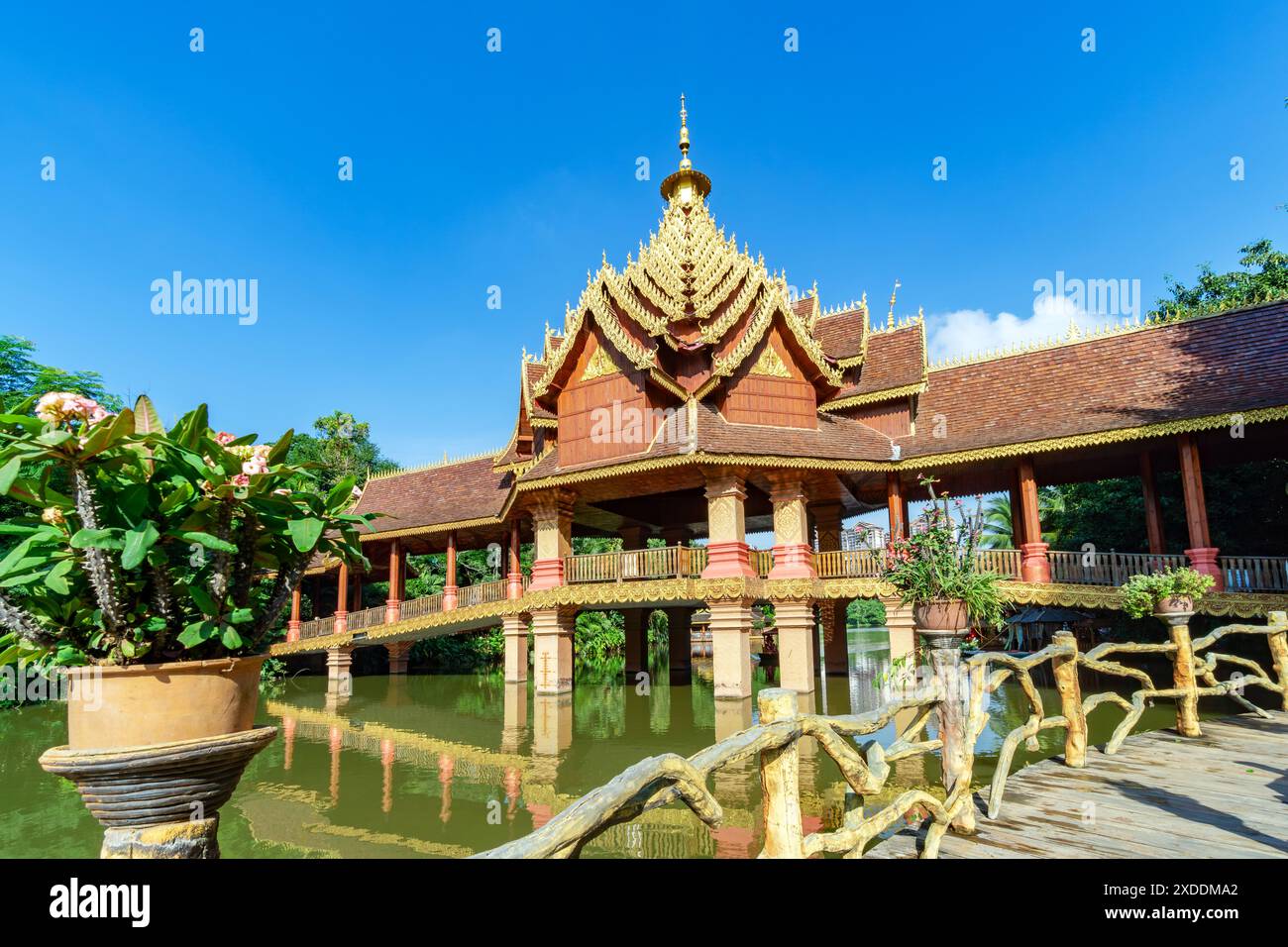 Manting Park is the imperial garden of the Dai King in Xishuangbanna ...