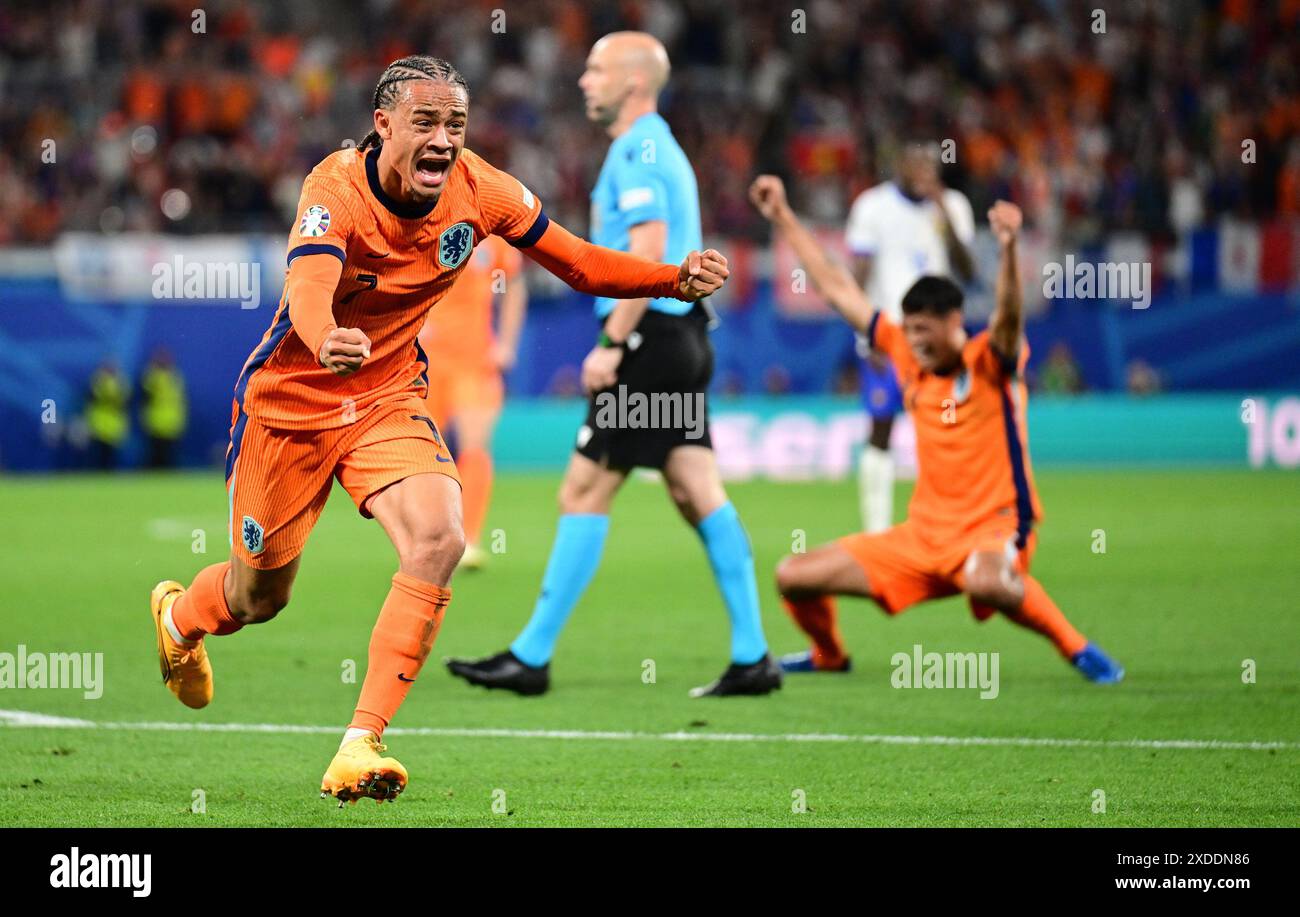 1:0 Tor, Jubel nach Videobeweis annulliert, Torschuetze Xavi Simons ...