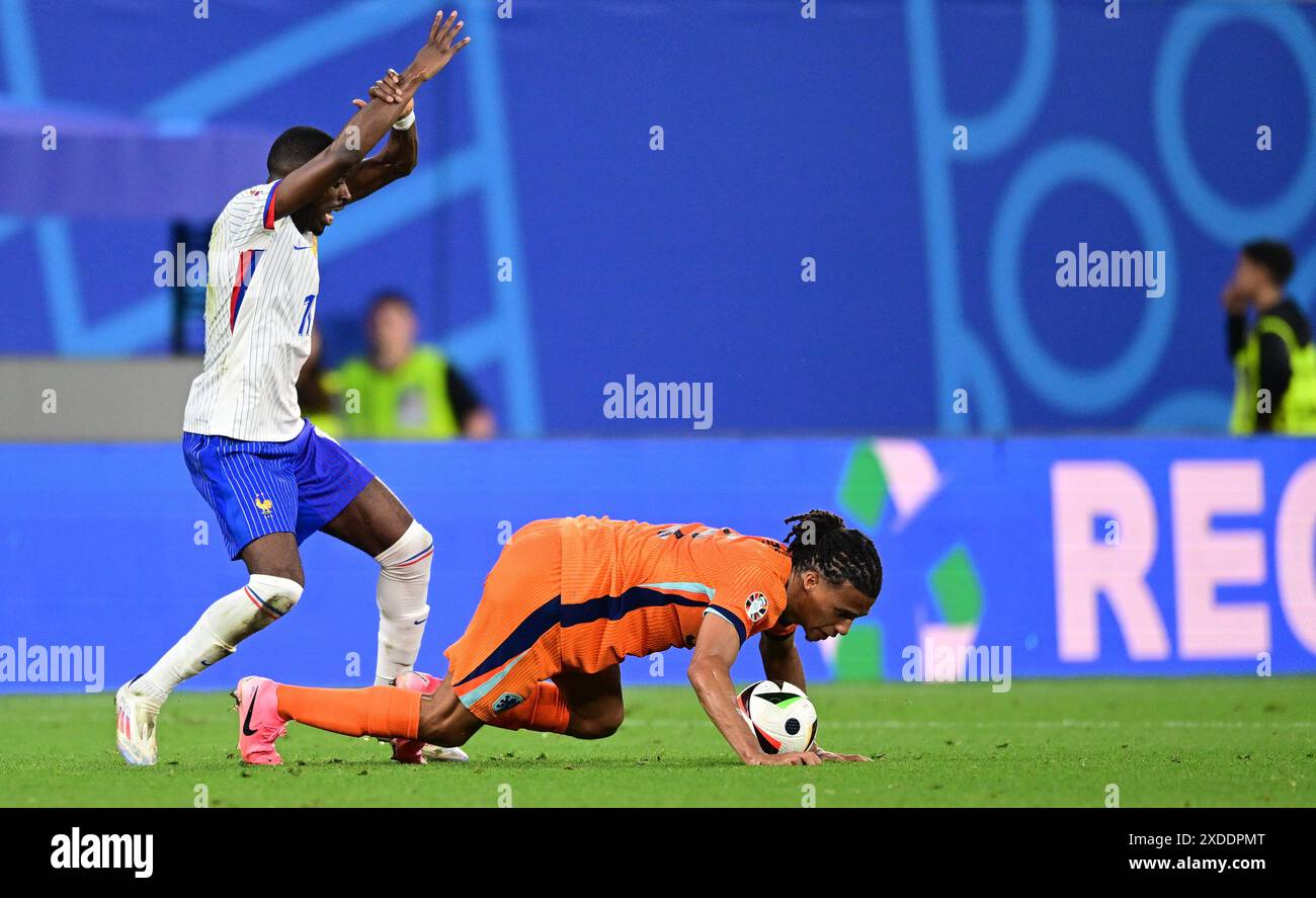 v.l. Ousmane Dembele, Nathan Ake (Niederlande)Leipzig, 21.06.2024 ...