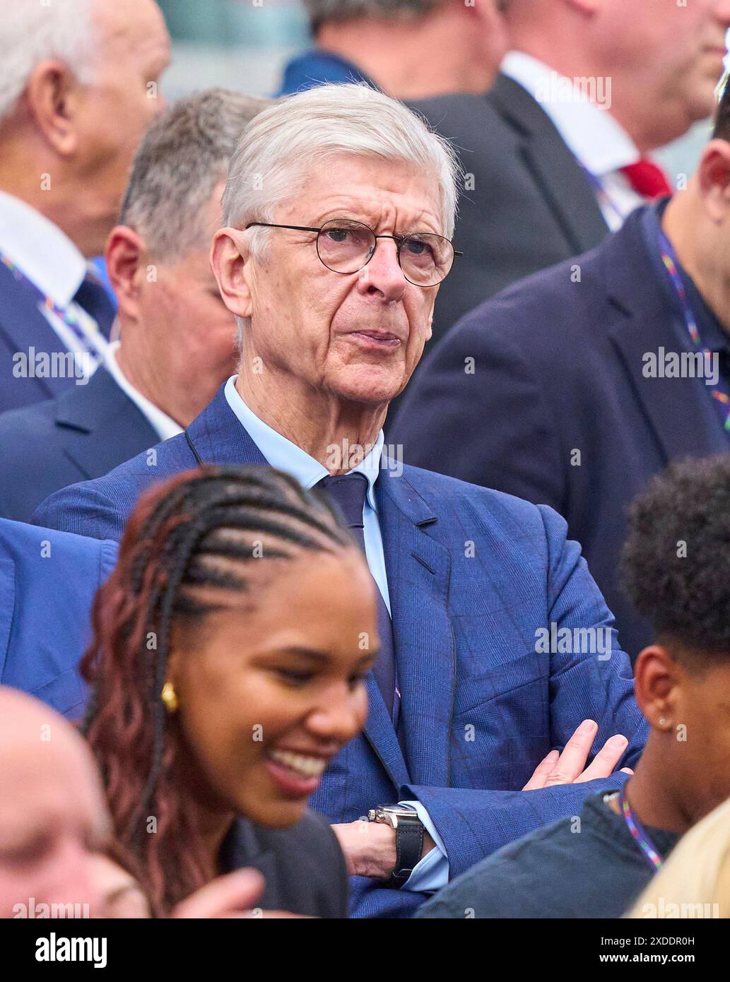 Arsene Wenger, football coach in the group C stage match ENGLAND ...