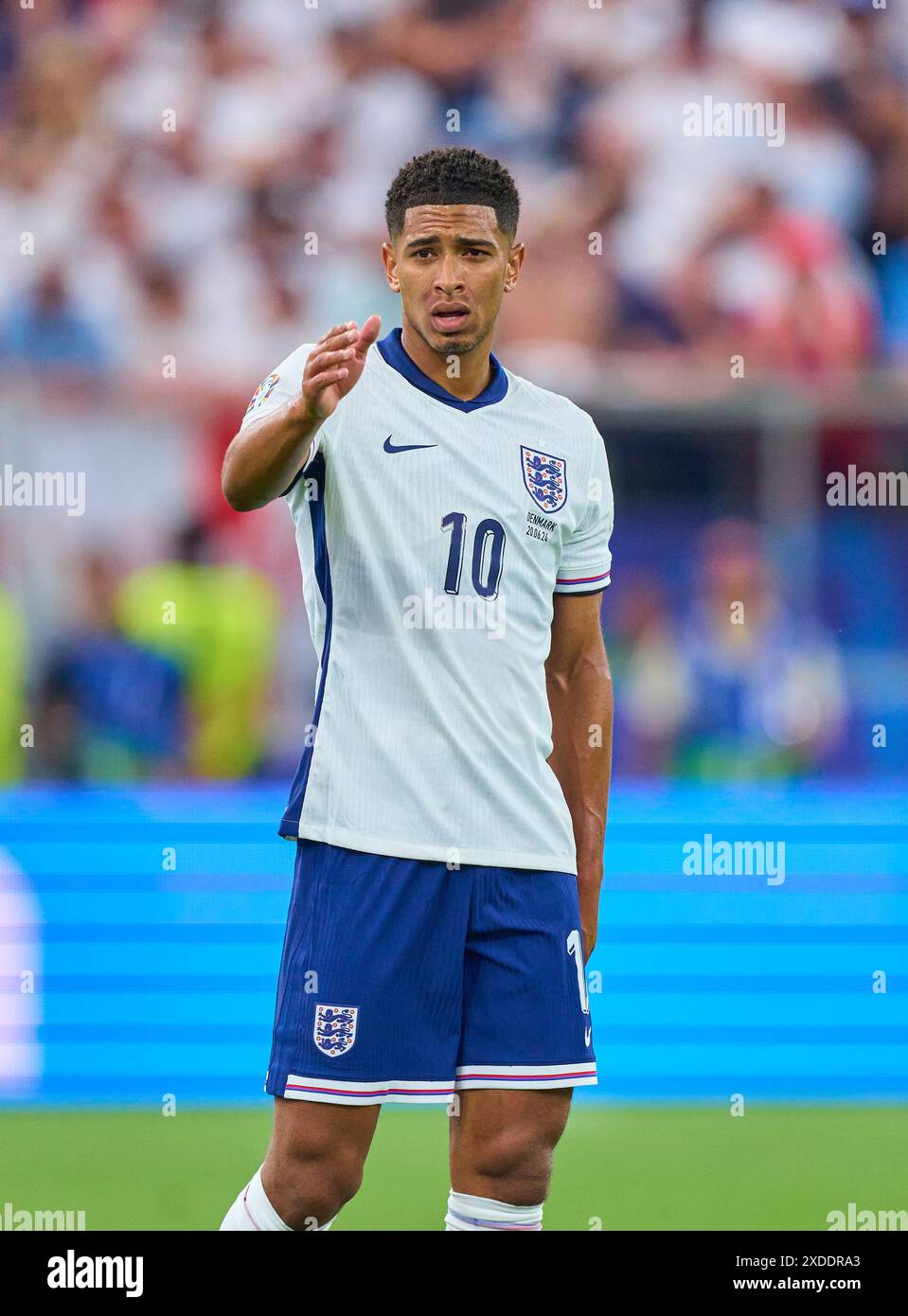 Jude Bellingham, ENG 10 in the group C stage match ENGLAND - DENMARK 1 ...