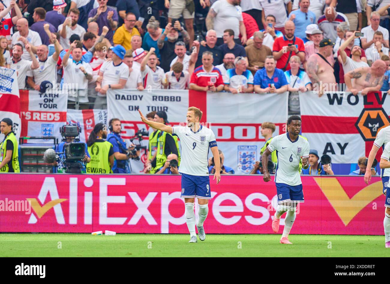 Harry KANE, England 9 celebrates his goal, happy, laugh, celebration, 1 ...