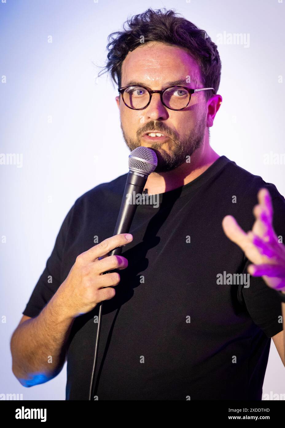 Rich little comedian hi-res stock photography and images - Alamy