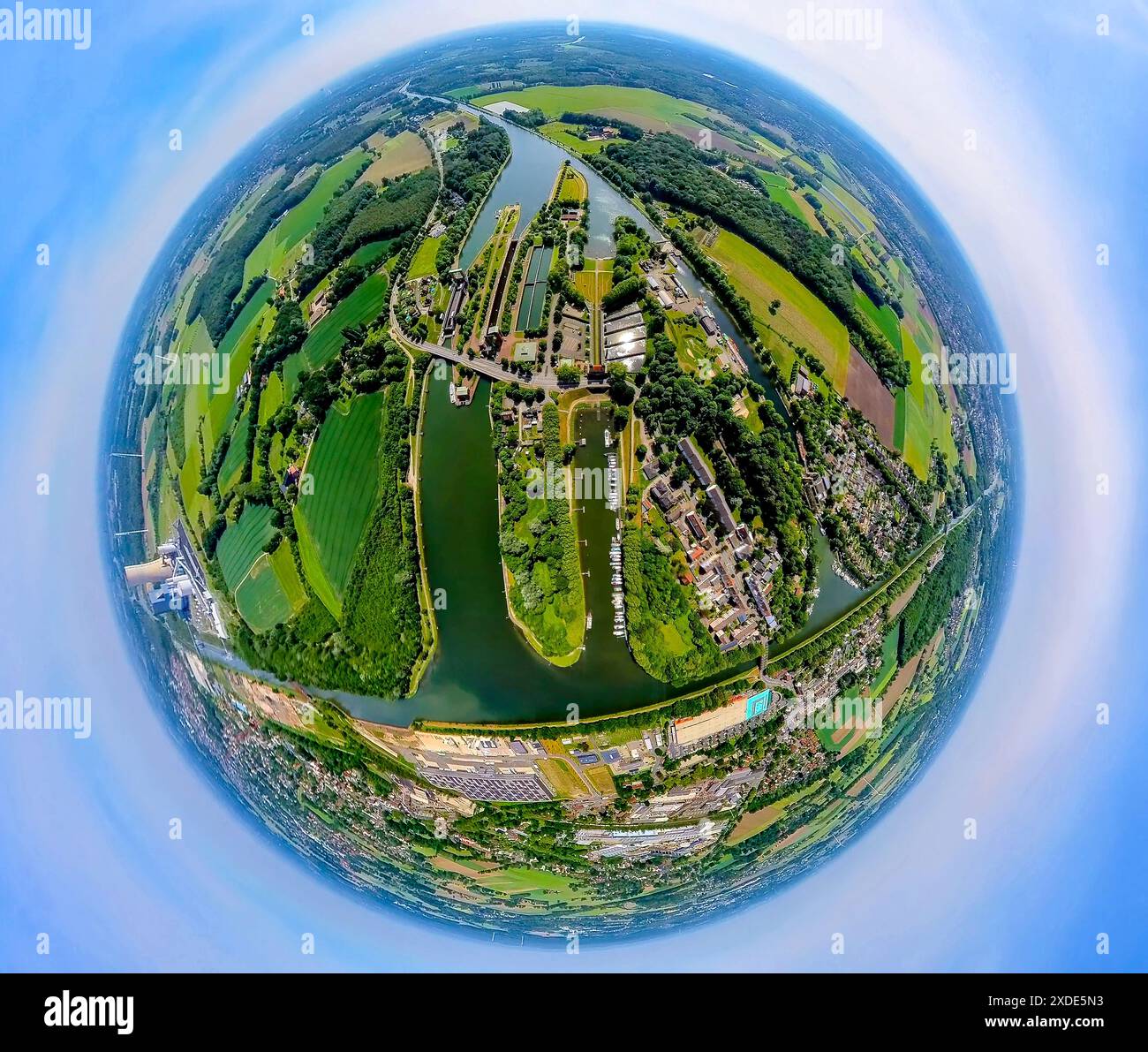 System of tiny channels hi-res stock photography and images - Alamy