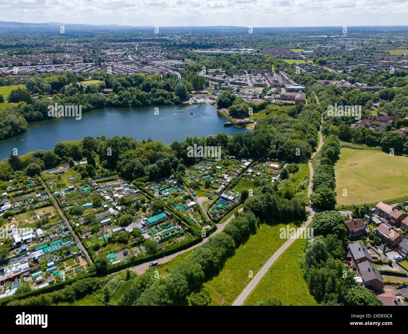 Manchester park summer hi-res stock photography and images - Alamy