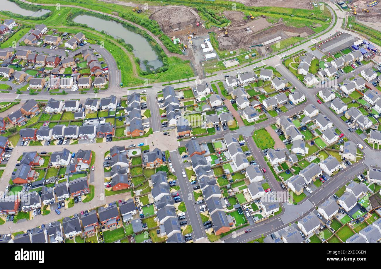 New housing development at Dargavel in Bishopton Stock Photo - Alamy