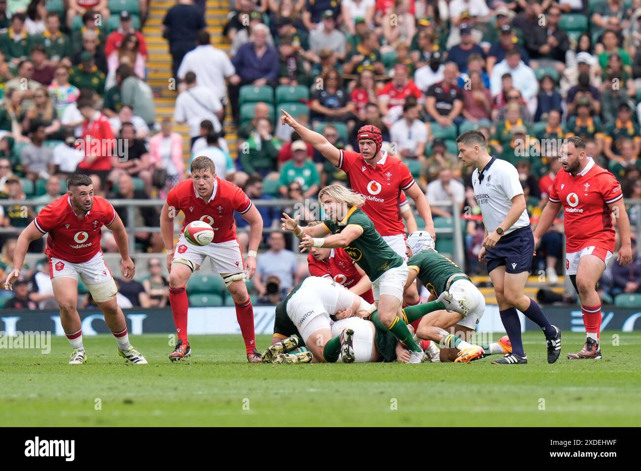 Twickenham Stadium, London, UK. 22nd June, 2024. Qatar Airways Cup ...