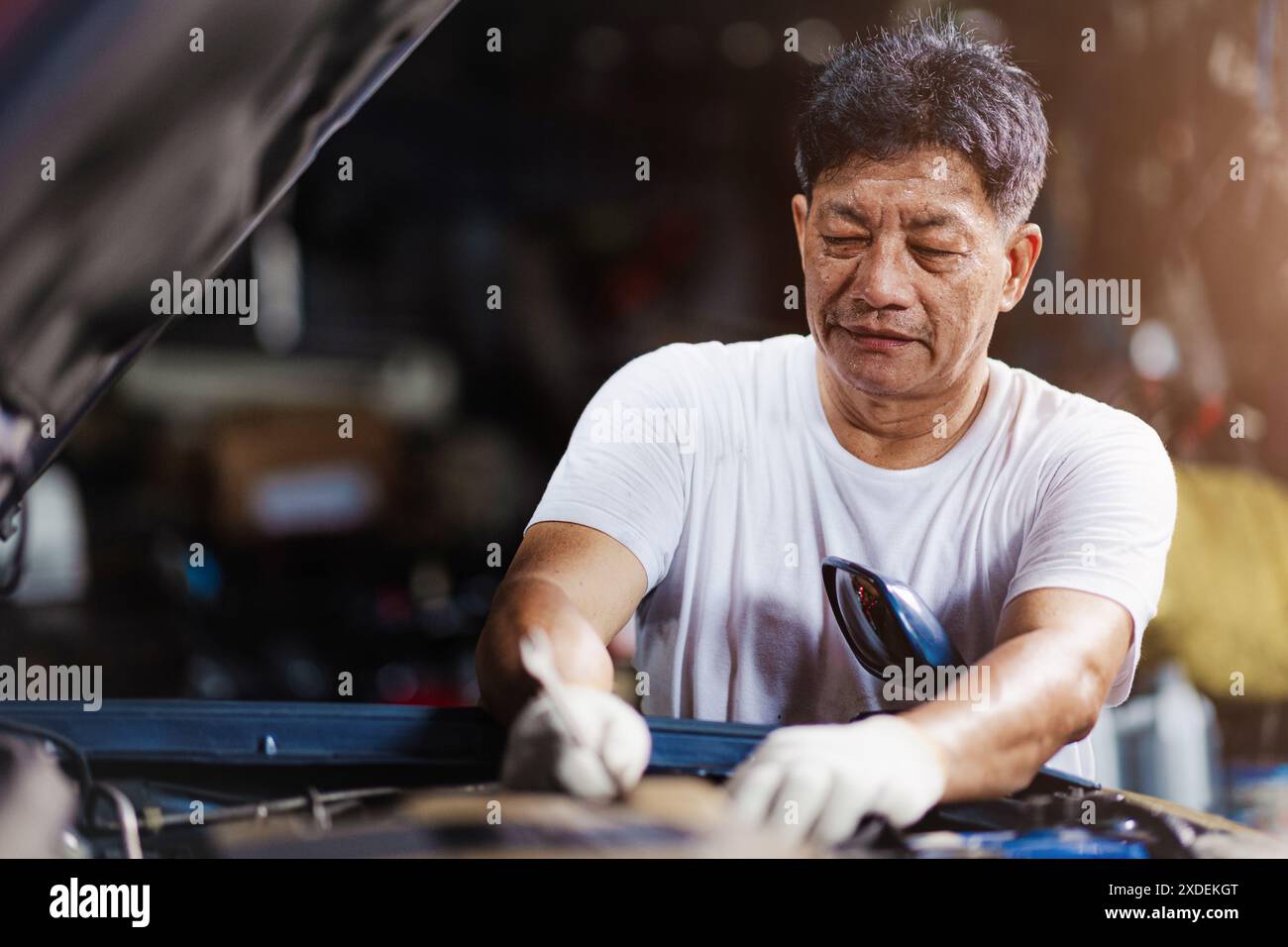 Mechanic Man Working, Asian Garage Worker Professional working fix ...