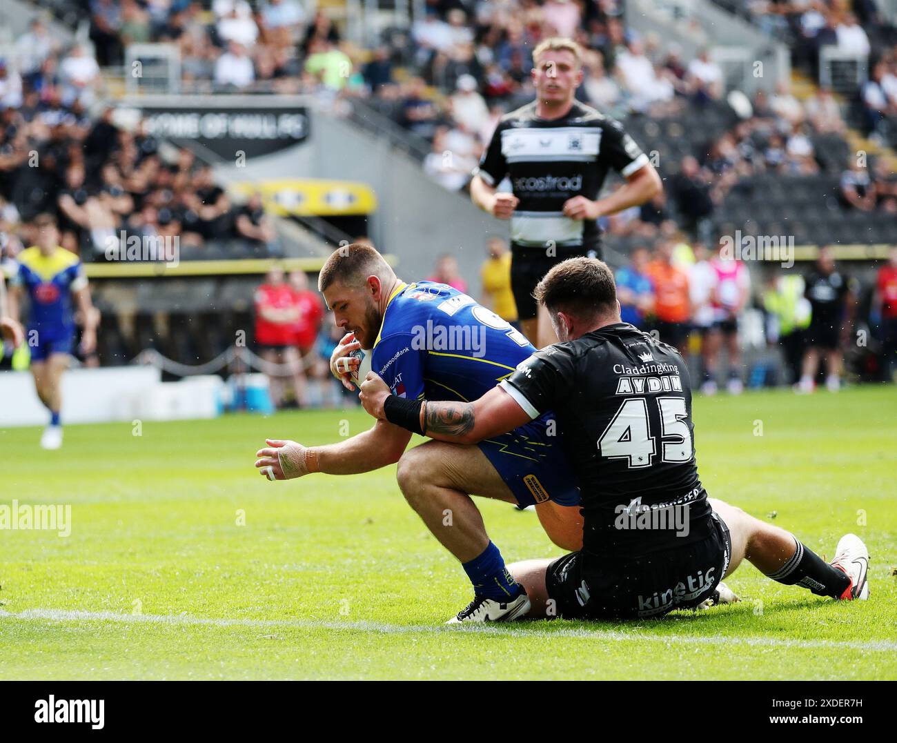 Warrington Wolves' Danny Walker scores their sides third try during the ...