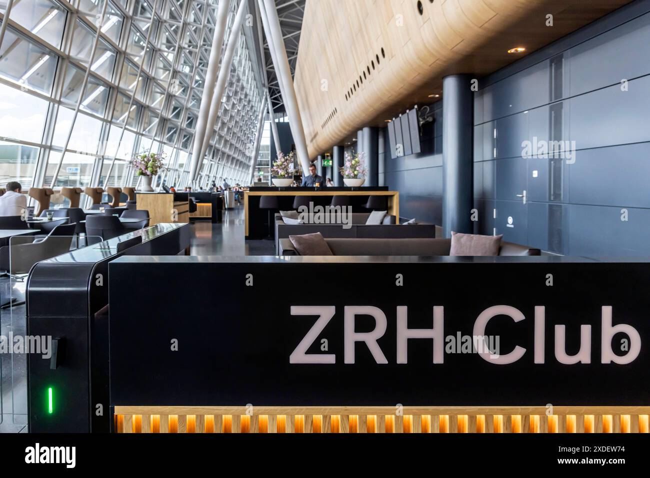 Innenansicht Terminal, Flughafen Zürich, ZRH. // 13.06.2024: Zürich ...