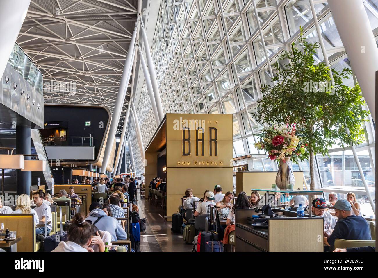 Innenansicht Terminal, Flughafen Zürich, ZRH. // 13.06.2024: Zürich ...