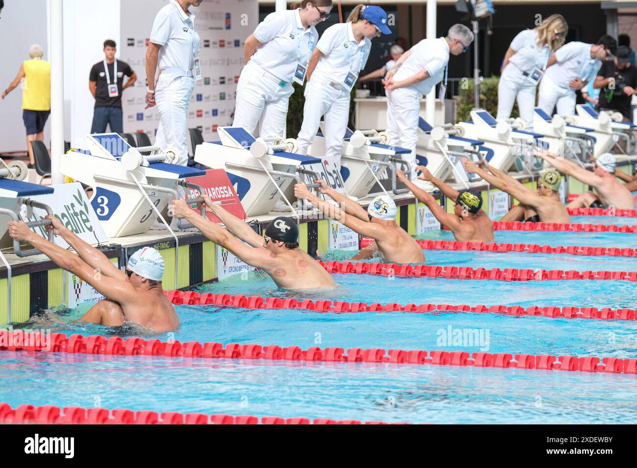 Participants seen during the men's 100 metres backstroke battery on Day ...