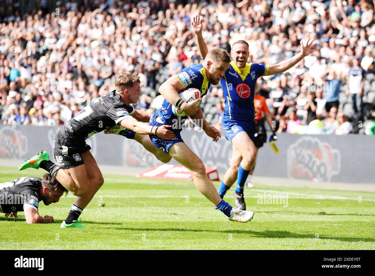 Warrington Wolves' Matt Dufty runs in to scores their sides fourth try ...