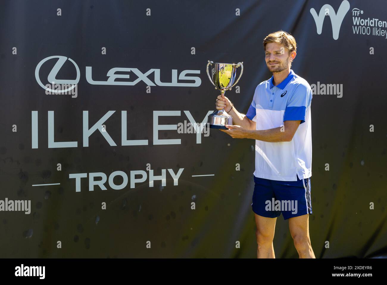 Aaron badkin hi-res stock photography and images - Alamy