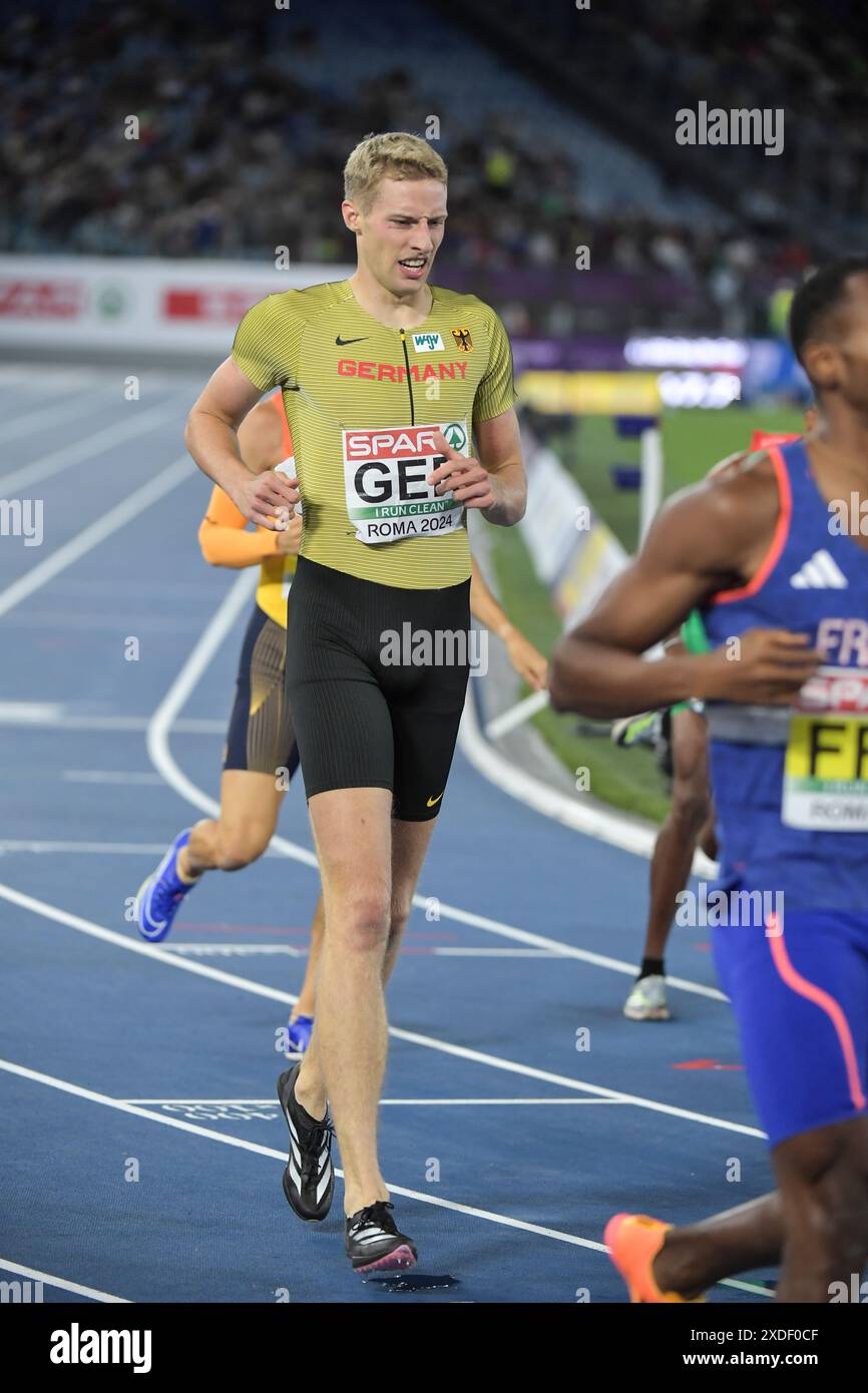 Manuel Sanders of Germany competing in the men’s 4x400m relay final at ...