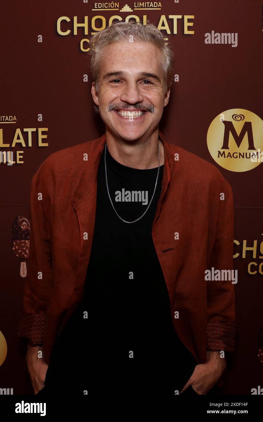 Paleta magnum hi-res stock photography and images - Alamy