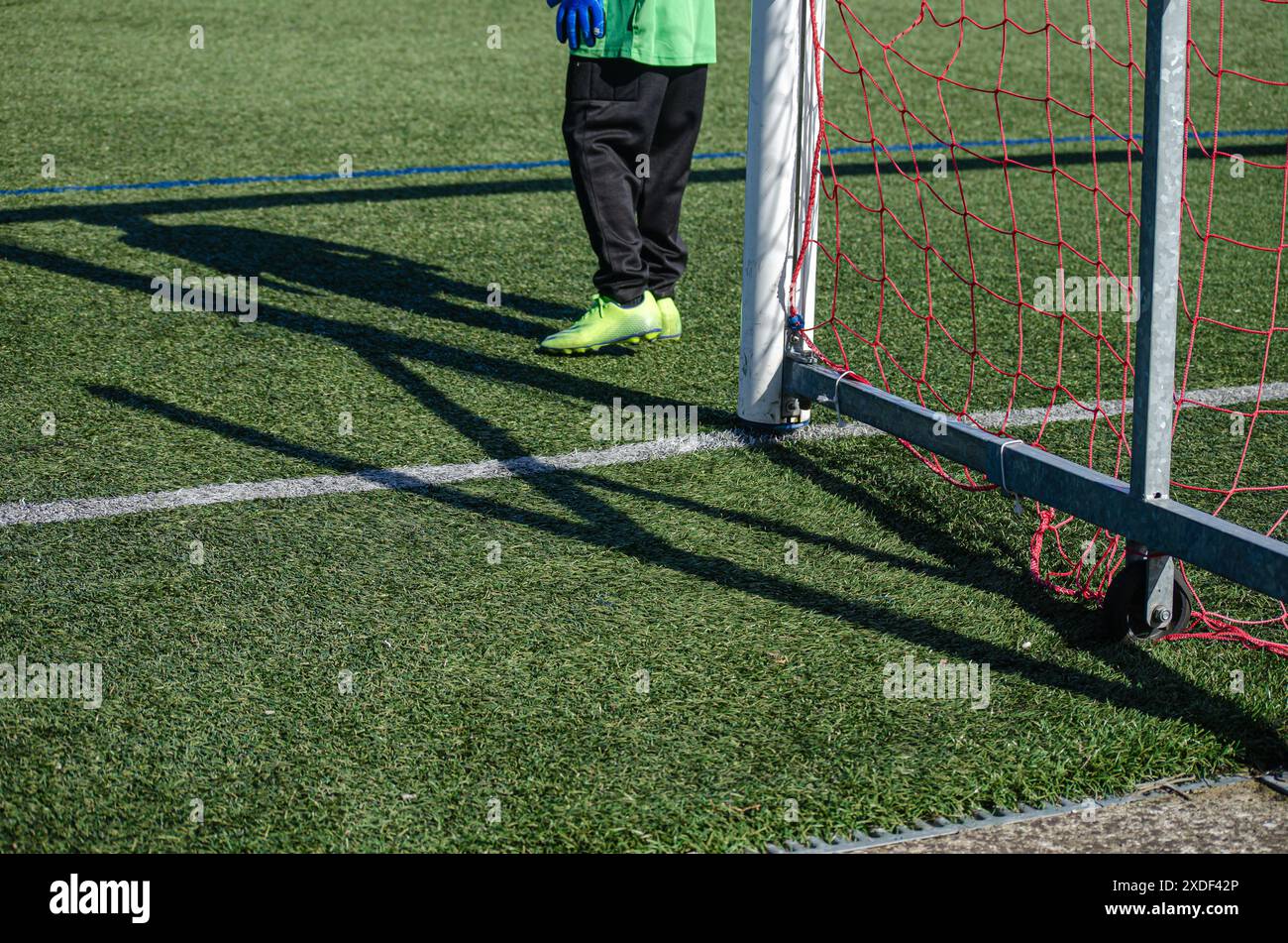 Goalkeeper standing goal hi-res stock photography and images - Alamy