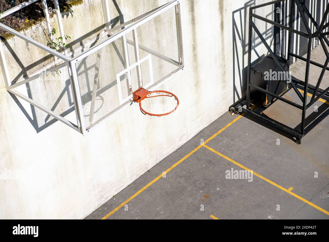 basketball hoop in a schoolyard as seen from above Stock Photo - Alamy