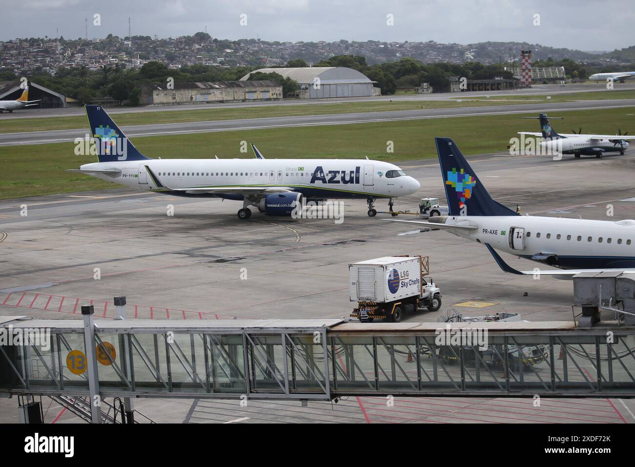 PE - RECIFE - 06/22/2024 - RECIFE, AIRPORT MOVEMENT - Azul company ...