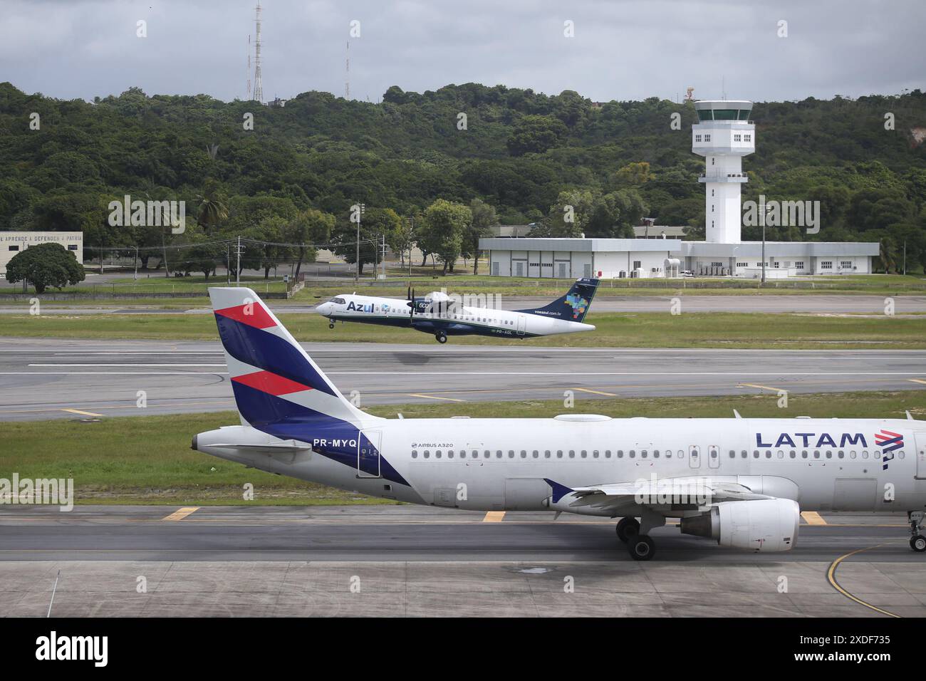 PE - RECIFE - 06/22/2024 - RECIFE, AIRPORT MOVEMENT - Azul company ...