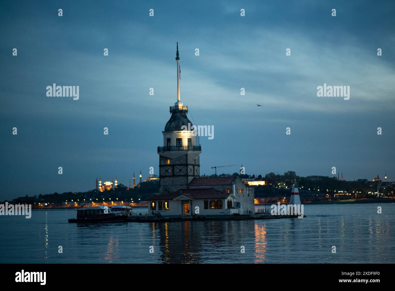 The Maiden's Tower (Turkish; Kız Kulesi ) . Fantastic travel ...