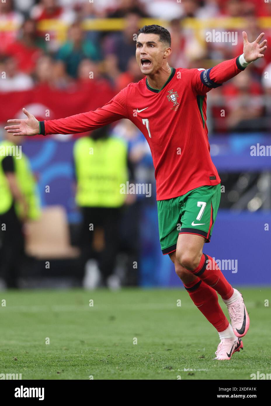 Cristiano ronaldo 2024 hi-res stock photography and images - Alamy