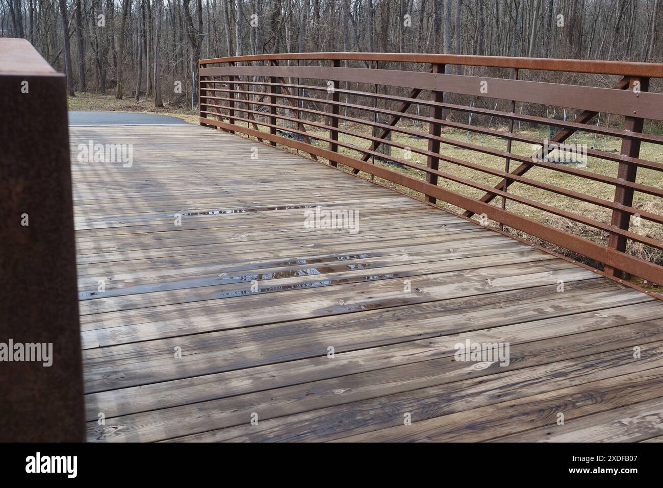Stone path wooden railing hi-res stock photography and images - Alamy