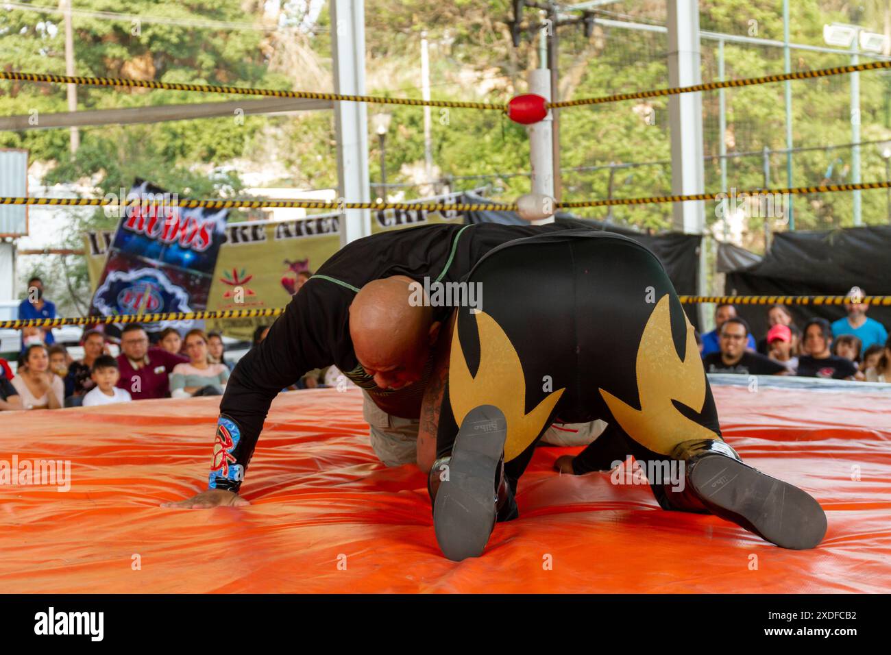 Lucha Libre Mexican wrestling event rural area Stock Photo - Alamy