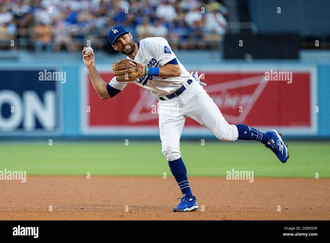 Los Angeles Dodgers outfielder Chris Taylor (3) throws to first during ...