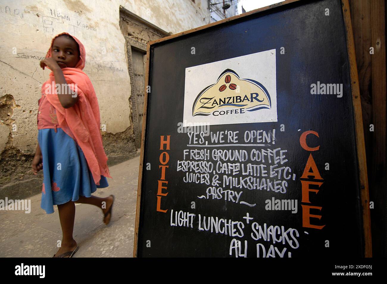 Zanzibar coffee house stone town hi-res stock photography and images ...