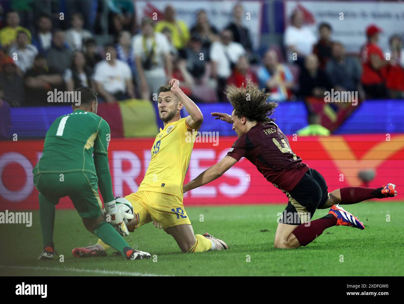 Cologne, Germany. 22nd June, 2024. Belgium's goalkeeper Koen Casteels ...