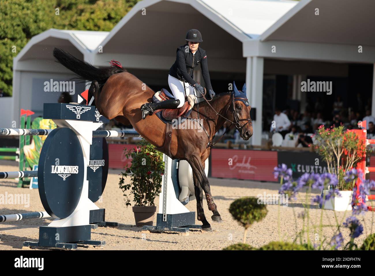 Jeanne Sadran of France with Dexter de Kerglenn during the Longines ...