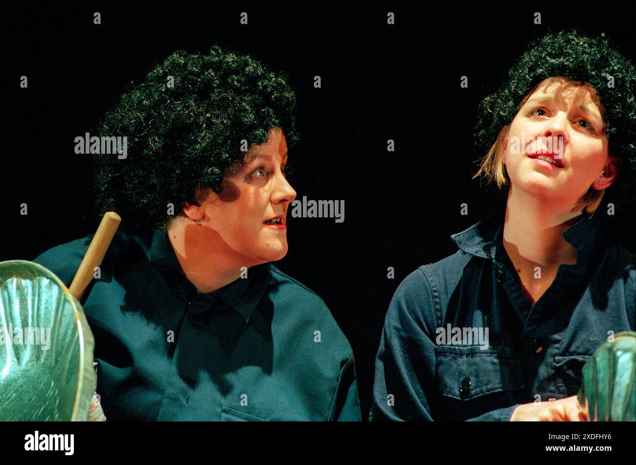 l-r: Sarah Rhodes (Queen of the Night), Thora Einarsdottir (Pamina) in ...