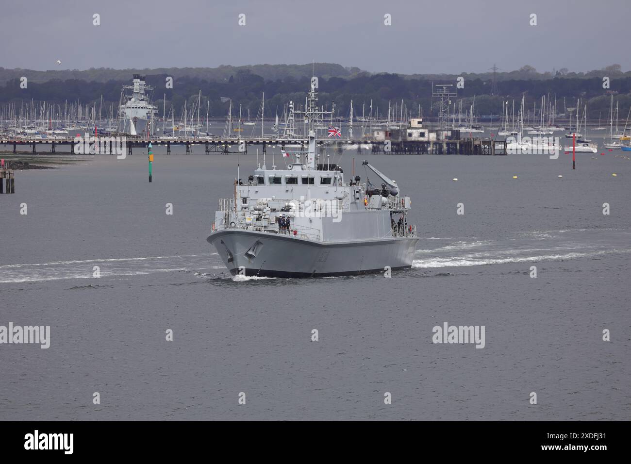 The Ukrainian minehunter UKS CHERKASY (M311) leaving the Naval Base to ...
