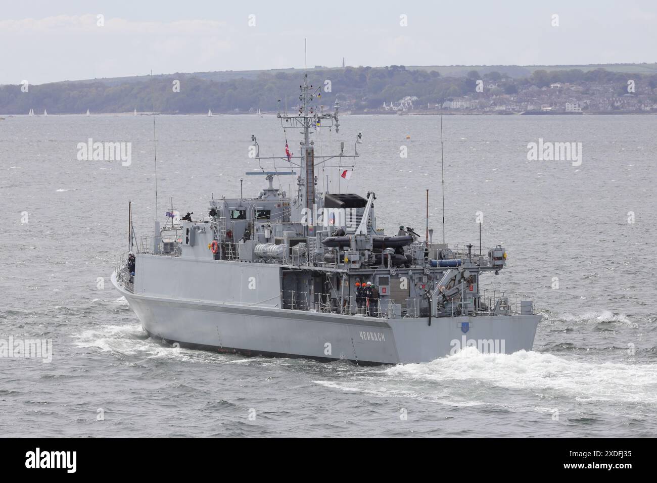 The Ukrainian minehunter UKS CHERKASY (M311) heading into The Solent to ...