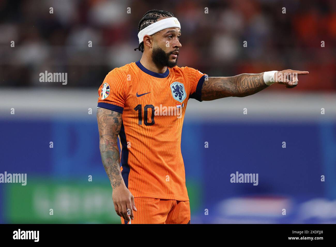 LEIPZIG, GERMANY - JUNE 21: Memphis Depay of Netherlands gives his team ...
